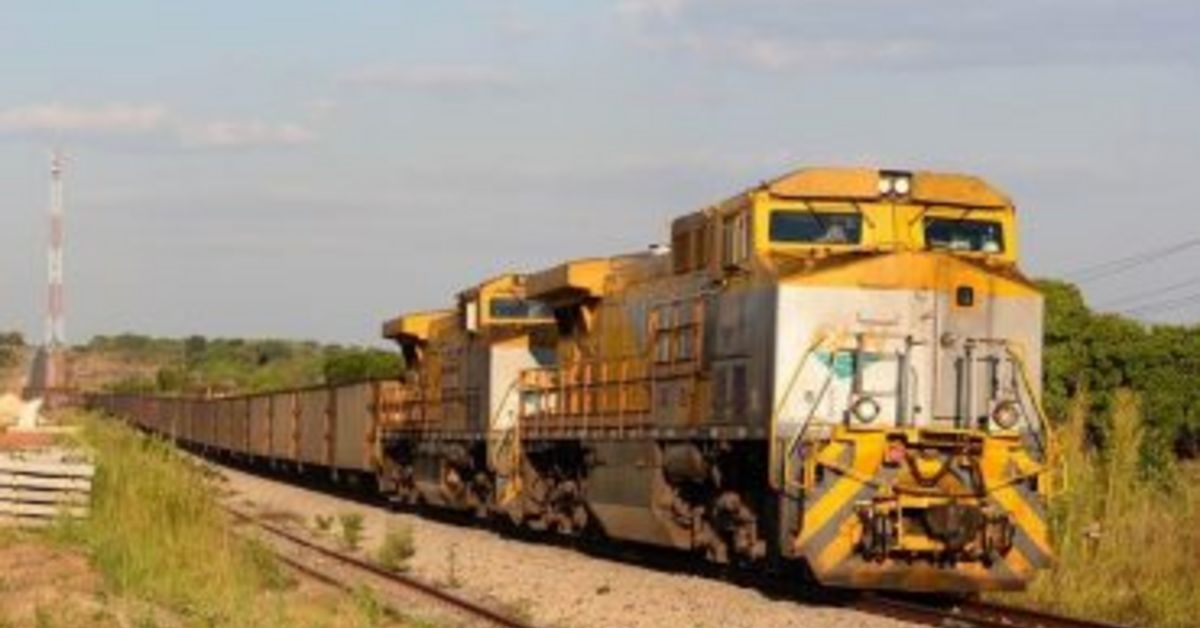 CFM launches international tender to acquire 10 locomotives, 300 wagons ...